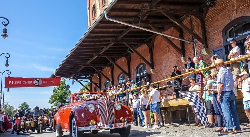 Einbeck - Oldtimer, Fachwerk, Bier - 9 Städte in Niedersachsen